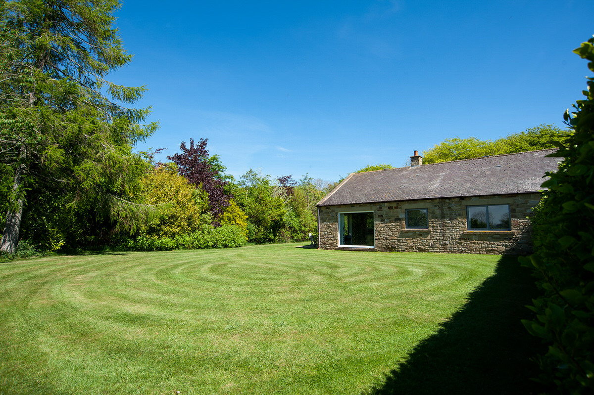 Larch Cottage, Luxurious Private Cottage | Beacon Hill Farm